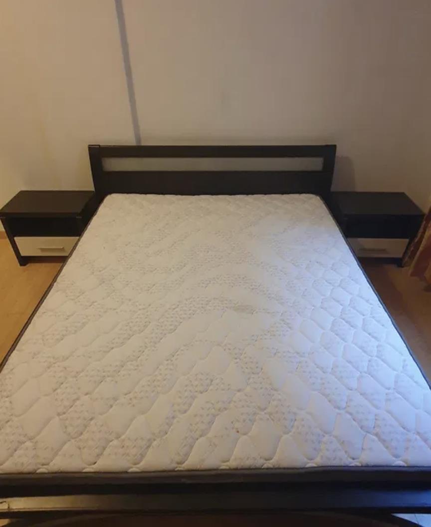 Saltea Mobexpert Diamond Hard, pat dublu cu somiera si 2 noptiere ...